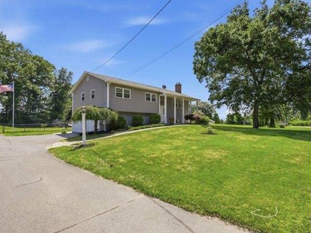 house with 3 bedroom, Westfield MA DS104191656