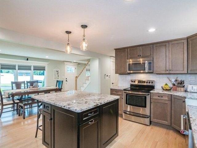 house with 3 bedroom, Westfield MA ES103774275