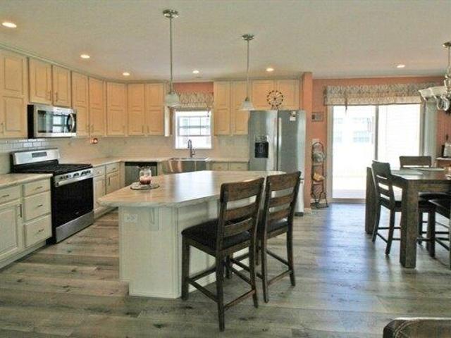 house with 3 bedroom, Westfield MA ES103020044