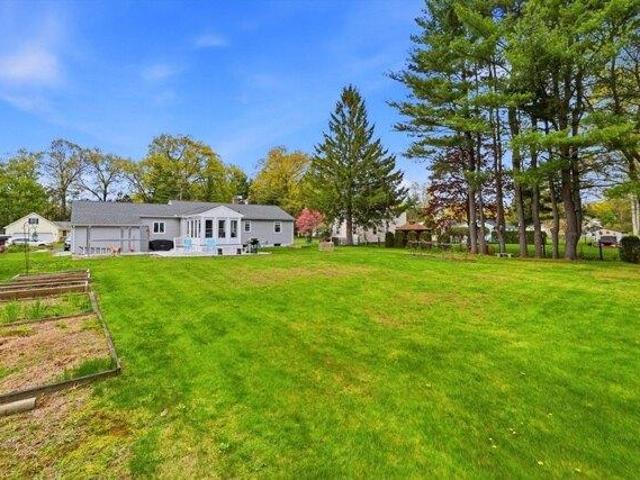 house with 3 bedroom, Westfield MA ES103035782
