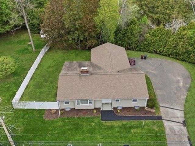 house with 3 bedroom, Westfield MA ES103074392