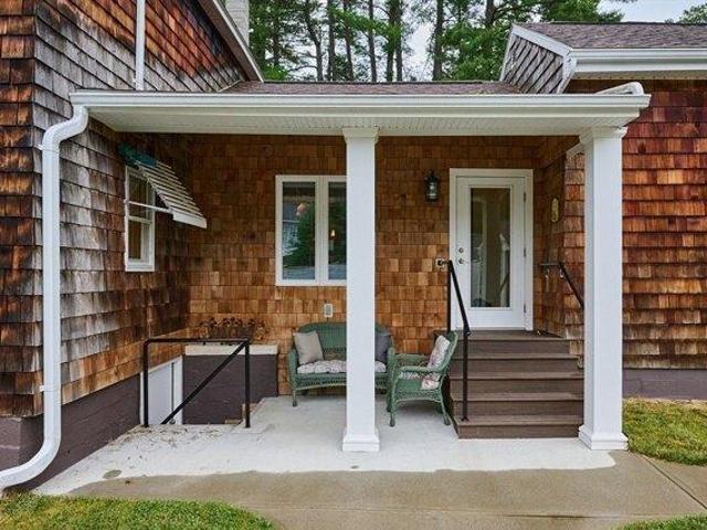 house with 3 bedroom, Westfield MA ES104790998