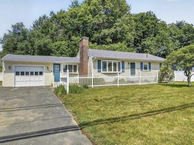 house with 3 bedroom, Westfield MA ES104810943