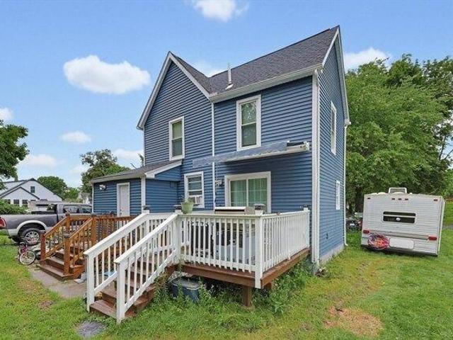 house with 3 bedroom, Westfield MA ES104922126