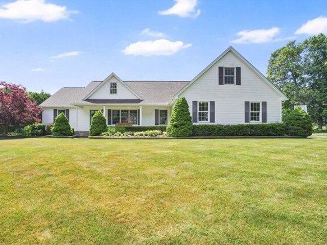house with 3 bedroom, Westfield MA ES105061621