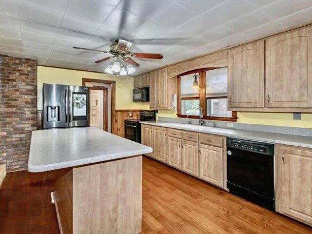 house with 3 bedroom, Westfield MA ES105080991