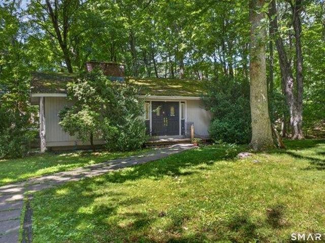 house with 3 bedroom, Weston CT DS104445375