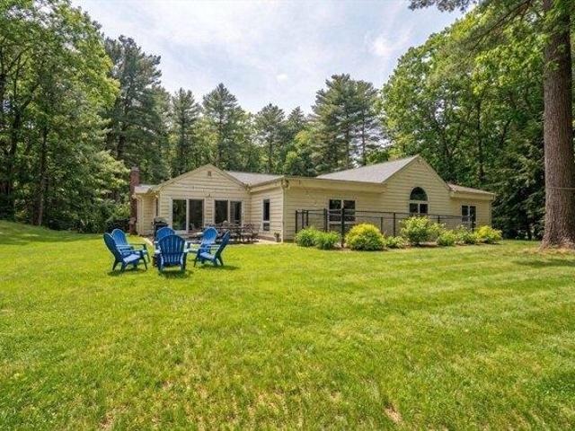 house with 3 bedroom, Weston MA DS102409609