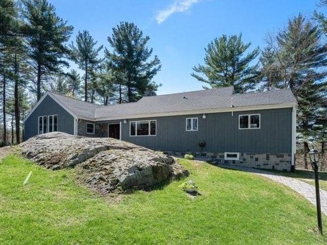 house with 3 bedroom, Weston MA DS102027176