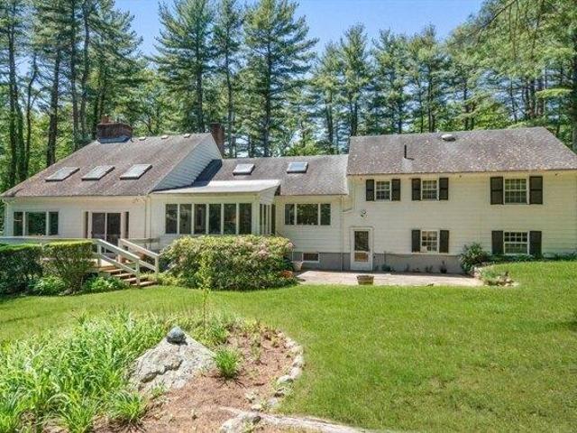 house with 3 bedroom, Weston MA ES103494065
