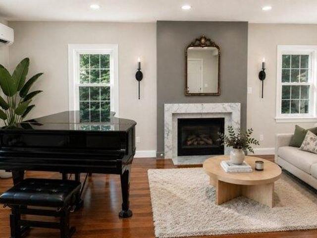 house with 3 bedroom, Weston MA ES105559898