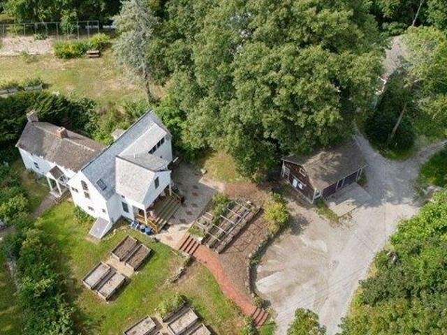house with 3 bedroom, Weston MA ES105113765