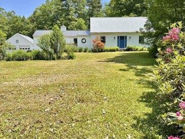 house with 3 bedroom, Westminster VT ES104851251