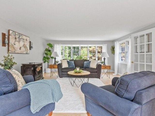 house with 3 bedroom, Westminster MA ES105174108