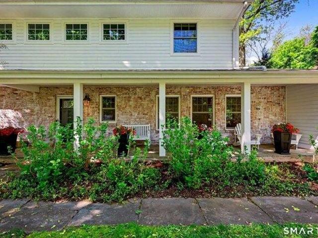 house with 3 bedroom, Westport CT DLS102346022