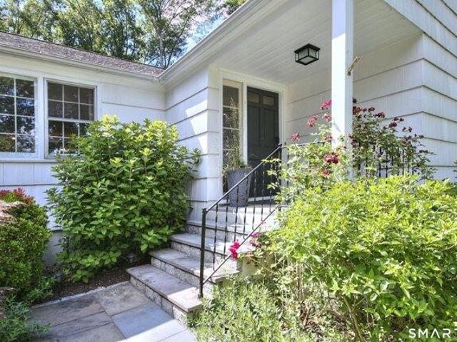 house with 3 bedroom, Westport CT ES104409104