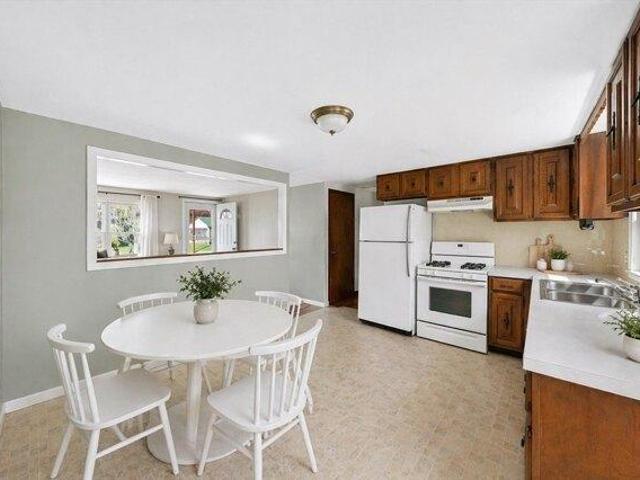 house with 3 bedroom, Westport MA ES103223220