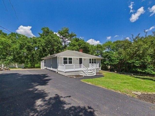 house with 3 bedroom, Westport MA ES104852710