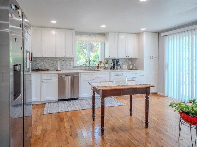 house with 3 bedroom, Westport MA ES104808862