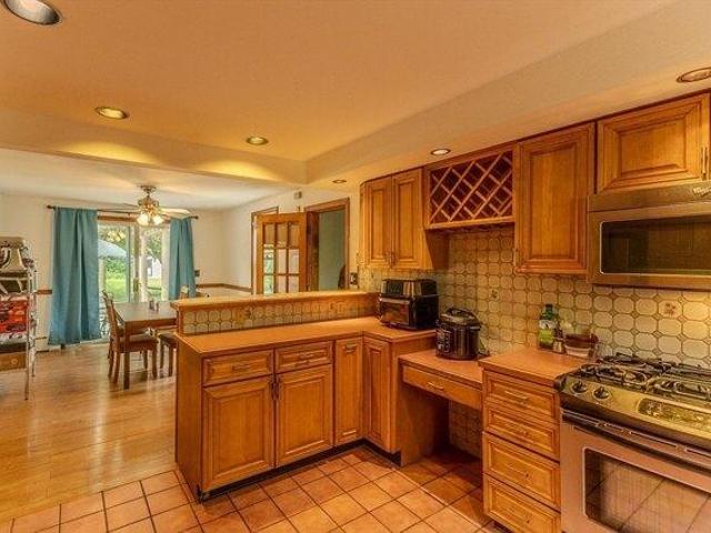 house with 3 bedroom, Westport MA ES104831210