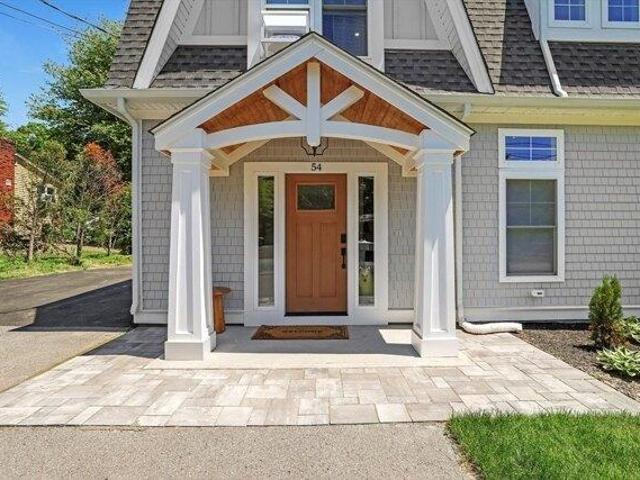 house with 3 bedroom, Westport MA ES105114160