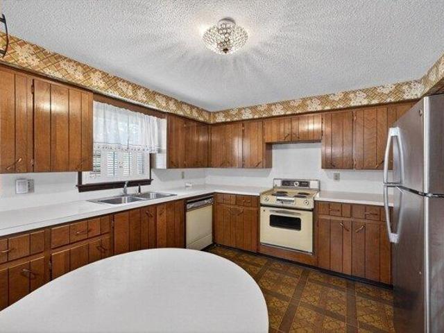 house with 3 bedroom, Westport MA ES105206695