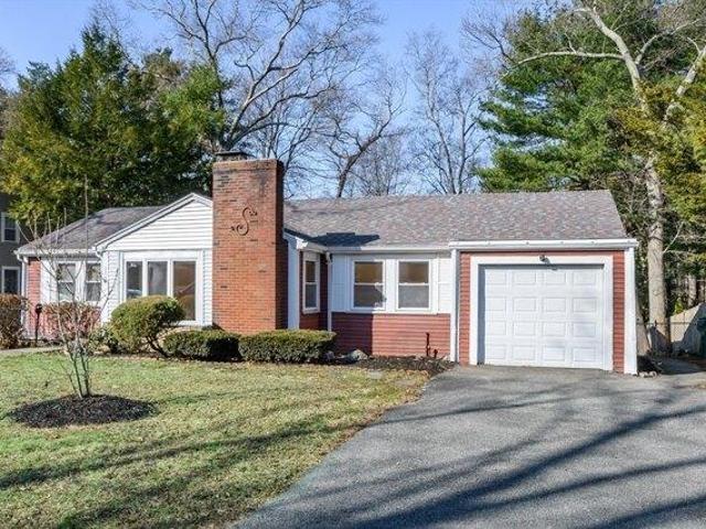house with 3 bedroom, Westwood MA DLS101632703