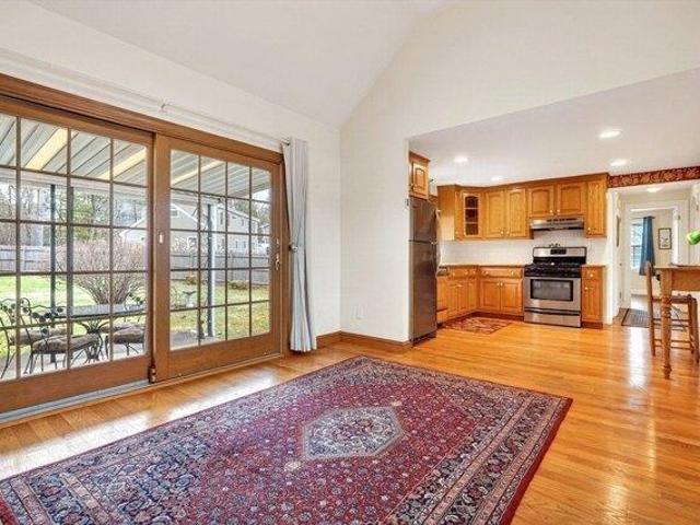 house with 3 bedroom, Westwood MA DLS102369992