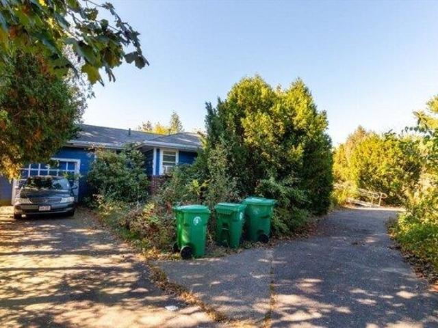 house with 3 bedroom, Westwood MA DLS103018847