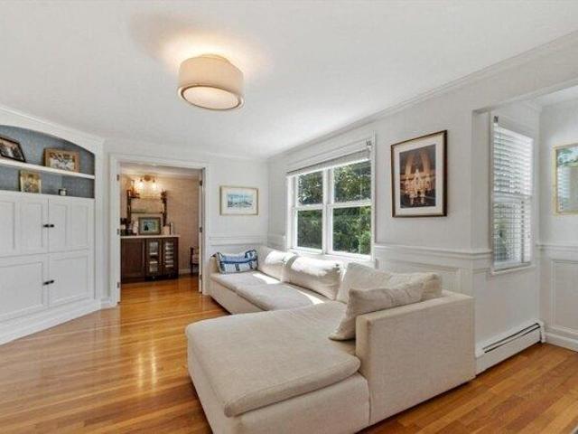 house with 3 bedroom, Westwood MA ES105095061