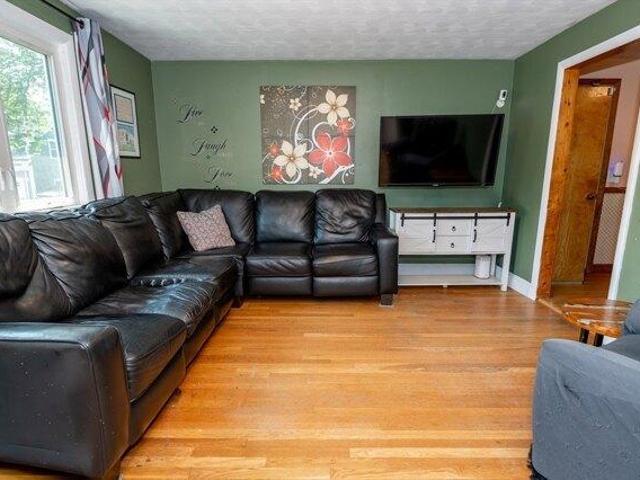 house with 3 bedroom, Westwood MA ES105116147