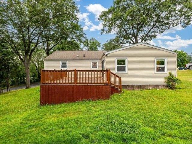 house with 3 bedroom, Wethersfield CT DLS102475188