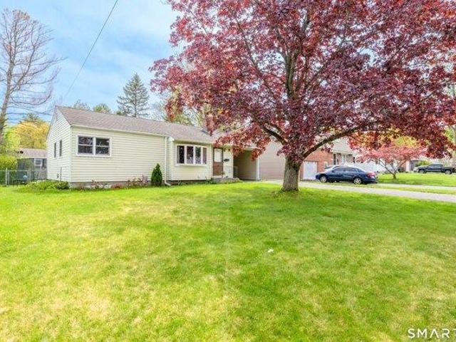 house with 3 bedroom, Wethersfield CT DS102063828