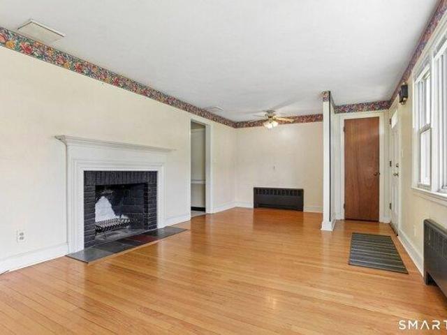 house with 3 bedroom, Wethersfield CT ES103437109