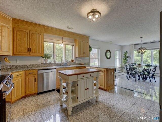 house with 3 bedroom, Wethersfield CT ES104790307