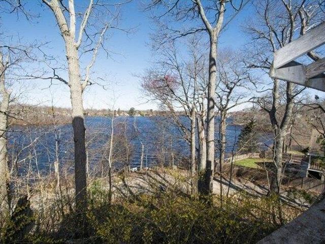 house with 3 bedroom, Weymouth MA DLS103071697