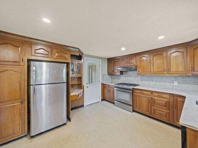 house with 3 bedroom, Weymouth MA DS103434453