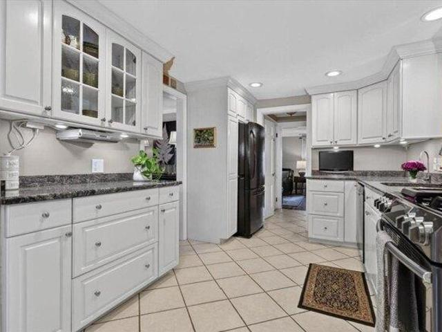 house with 3 bedroom, Weymouth MA DS104265375