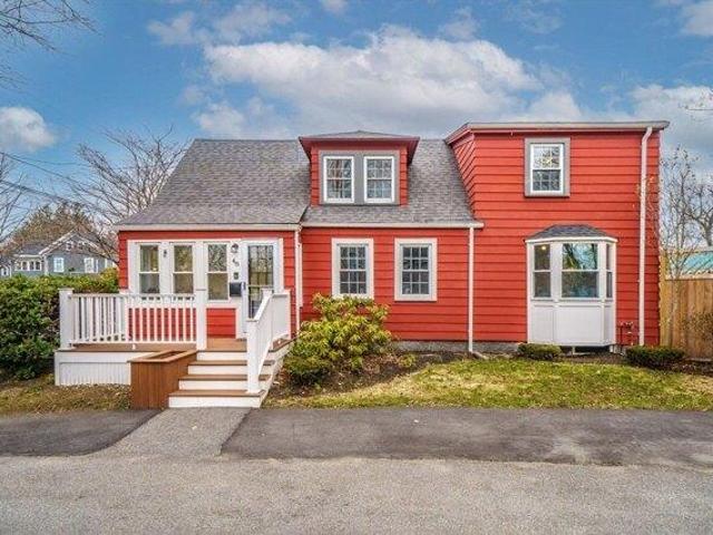 house with 3 bedroom, Weymouth MA ES102961451