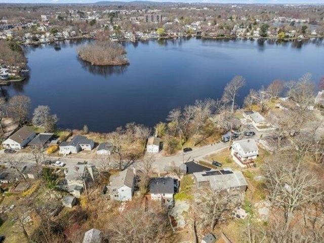 house with 3 bedroom, Weymouth MA ES103444746