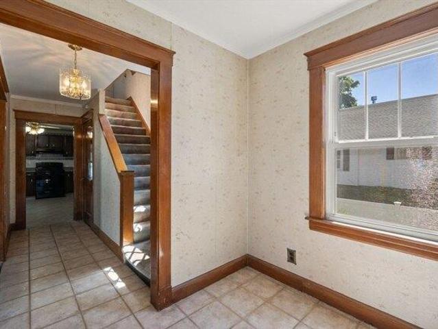house with 3 bedroom, Weymouth MA ES103665308