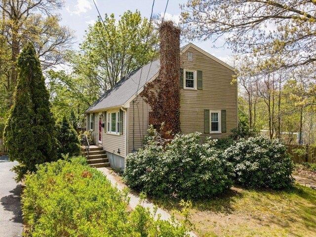 house with 3 bedroom, Weymouth MA ES104111977