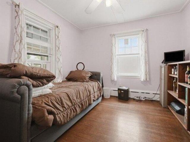 house with 3 bedroom, Weymouth MA ES104604892