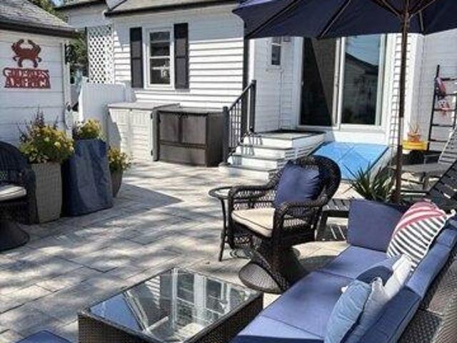 house with 3 bedroom, Weymouth MA ES105080083