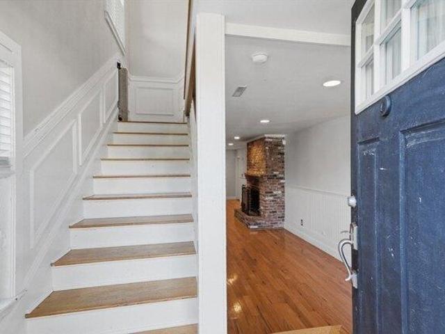 house with 3 bedroom, Weymouth MA ES105114081