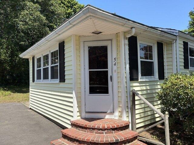 house with 3 bedroom, Weymouth MA ES105117138