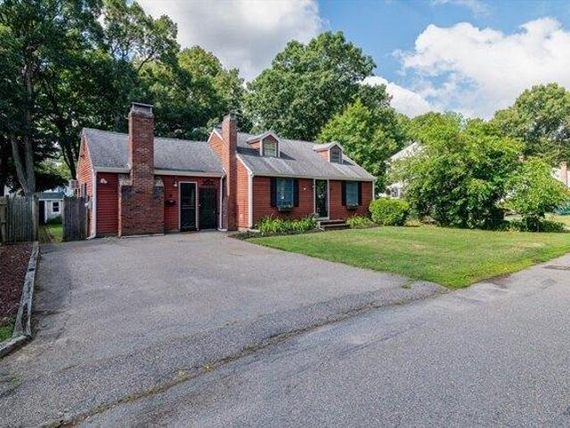 house with 3 bedroom, Weymouth MA ES105230376