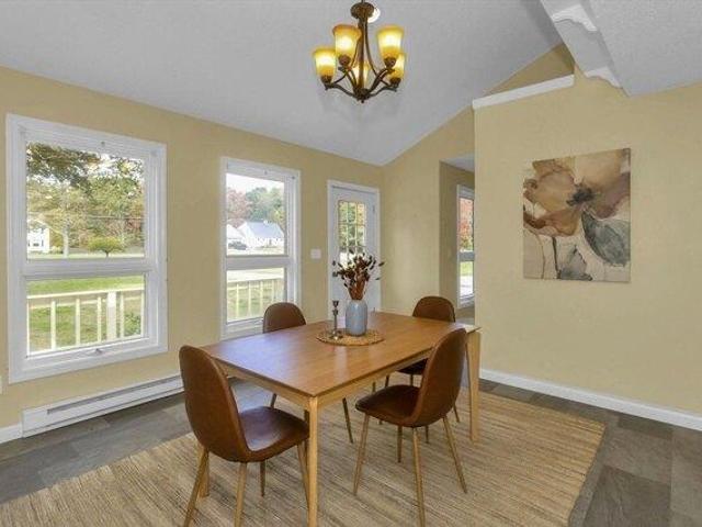 house with 3 bedroom, Whately MA DLS95605298