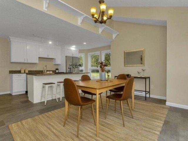 house with 3 bedroom, Whately MA ES103500655