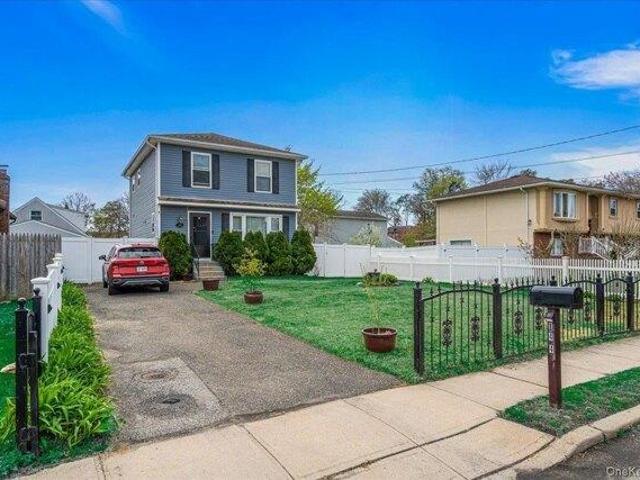 house with 3 bedroom, Wheatley Heights NY DS103601201